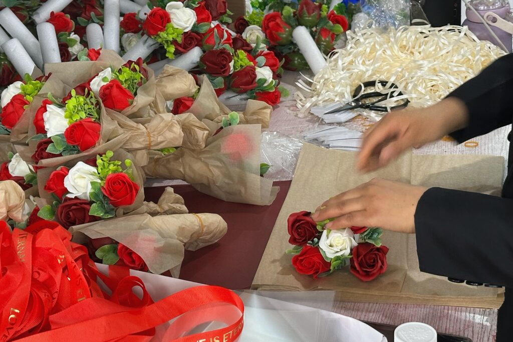 What is Soap Flower: All You Need to Know About - sweetie-roses - China ...